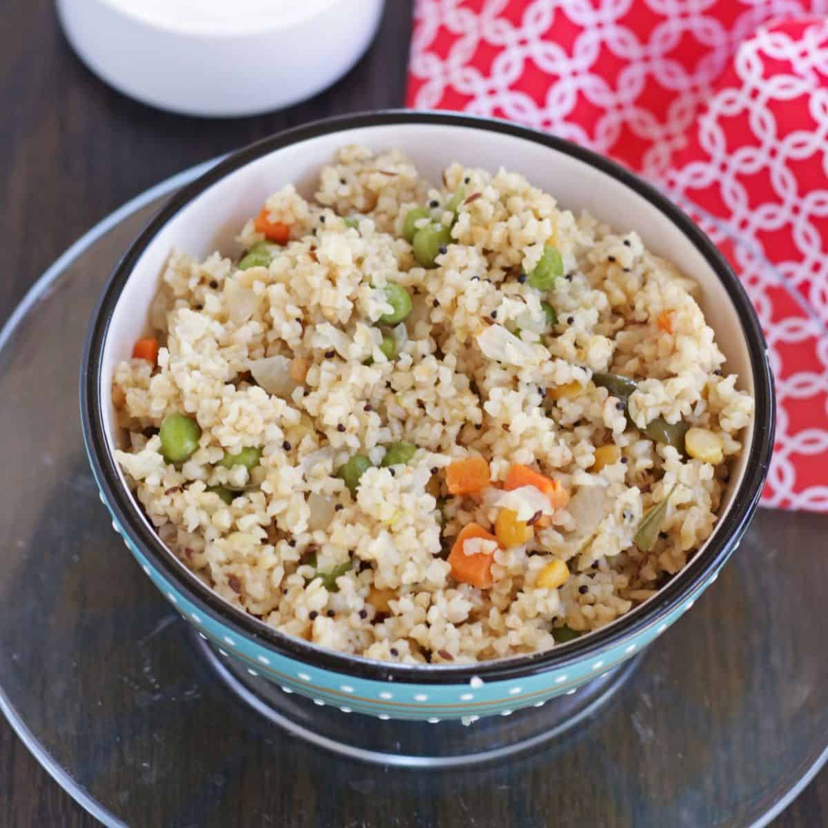 Godhumai Rava Upma | Cracked Wheat (Dalia) Upma
